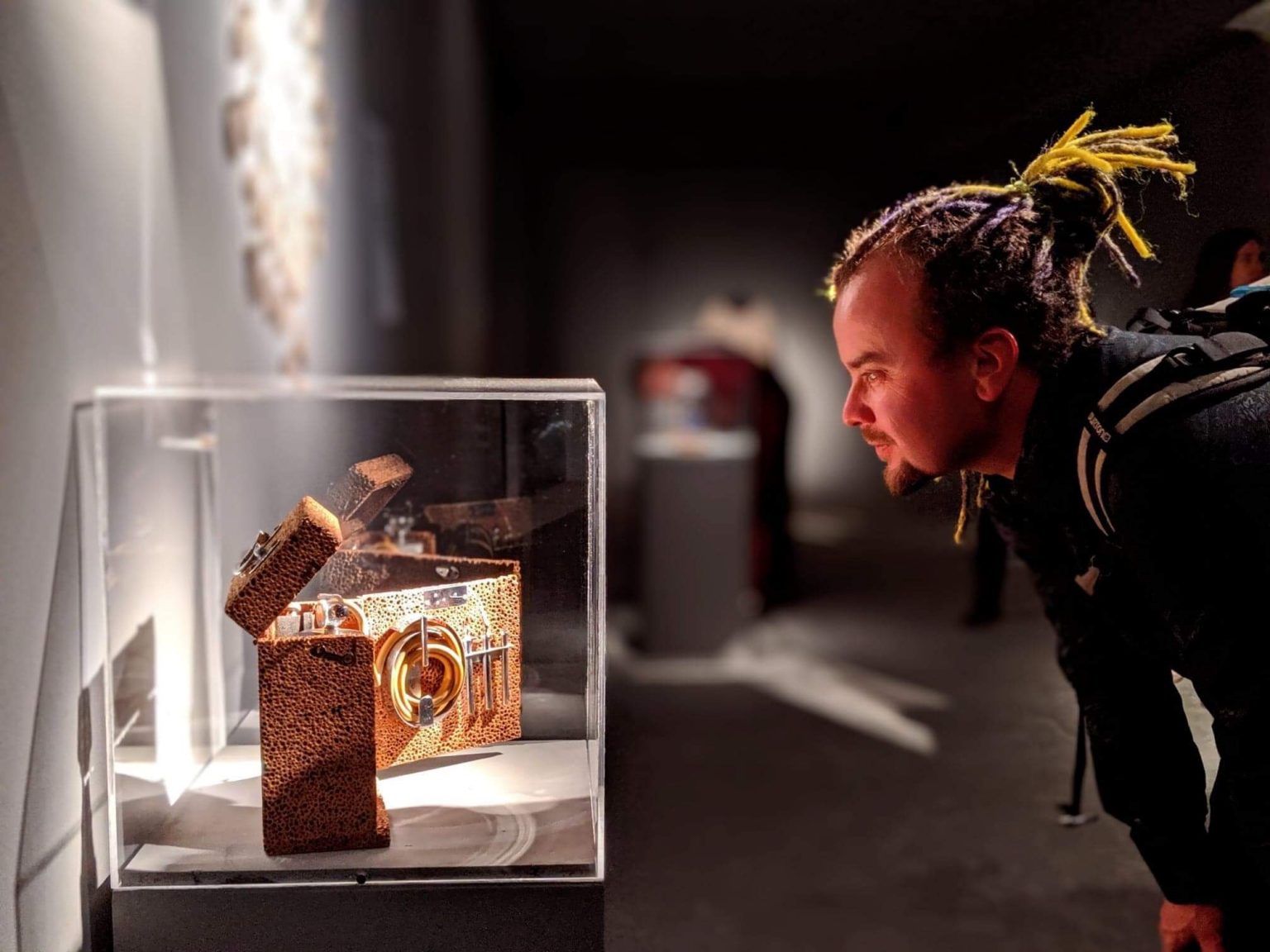 Pneumothorax Machine - Anna Dumitriu